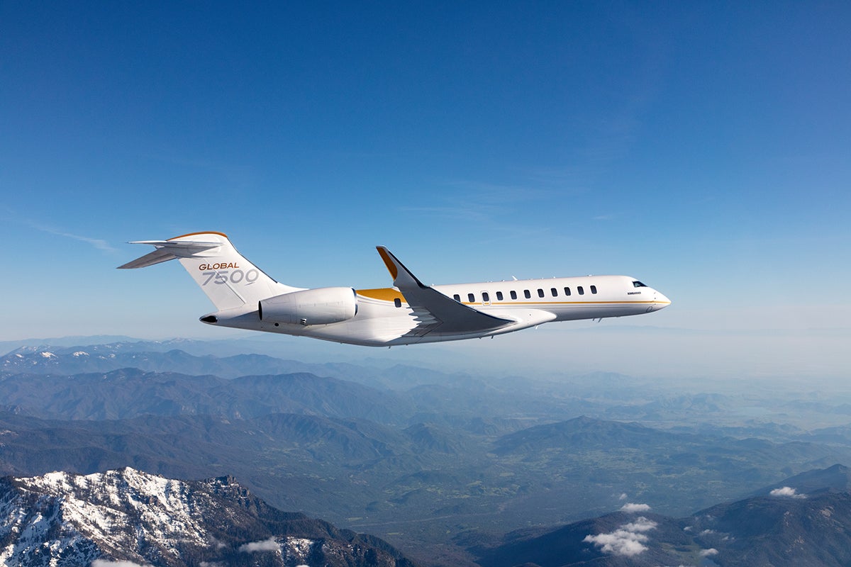 Bombardier Jet Breaks Montreal-to-Paris Record