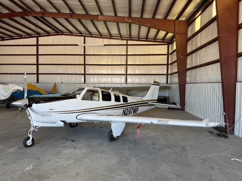 This 2006 Beechcraft Bonanza G36 Is a Versatile, Generously Equipped ...
