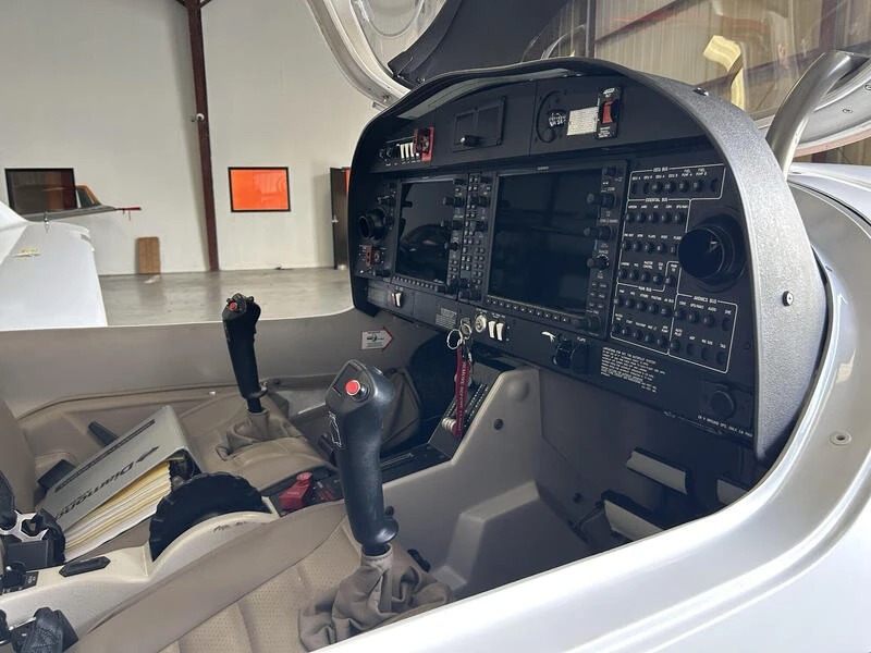 This 2024 Diamond DA40 NG Is a Sleek ‘AircraftForSale’ Top Pick